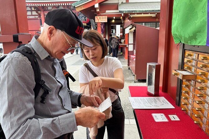 Tokyo Private Walking Tour With Fresh Eyes, Local Hearts - The Sum Up