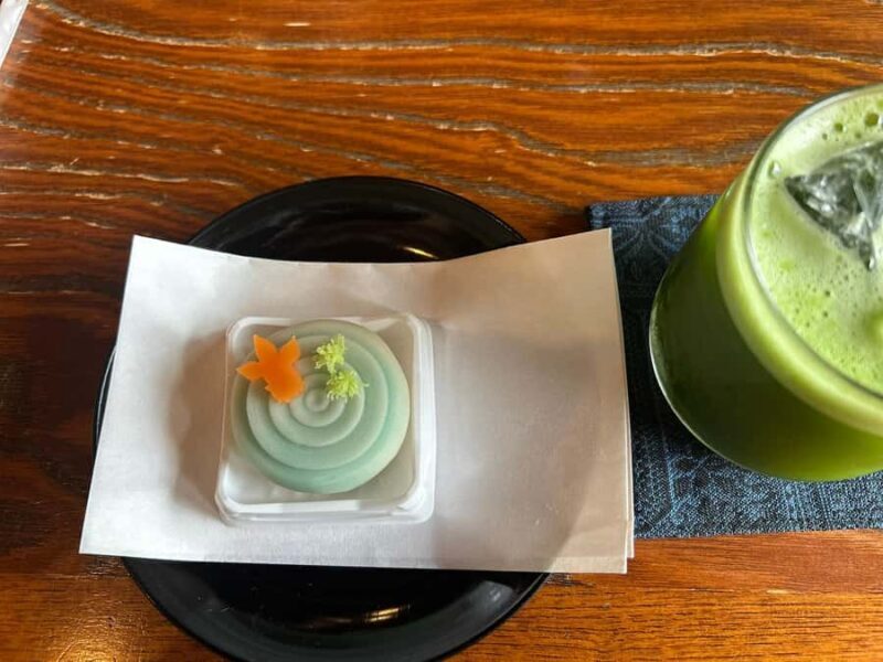 TOKYO: Professional Gardener Guides Gardens by E-bike -LIGHT - Why This Tour Works