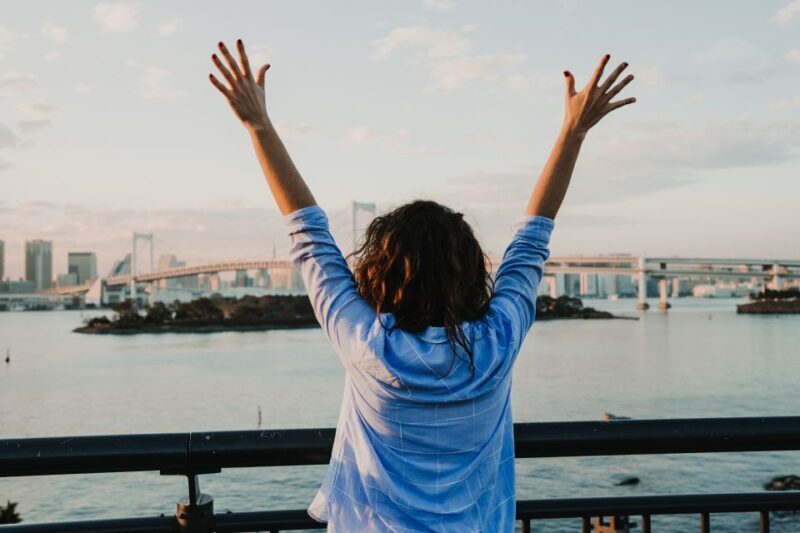 Tokyo: Professional Photoshoot at Odaiba Beach - An Authentic Taste of Tokyo’s Waterfront