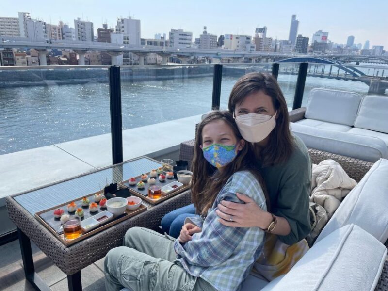 Tokyo: Roll and Authentic Sushi Making Class in Asakusa - The Location and Atmosphere