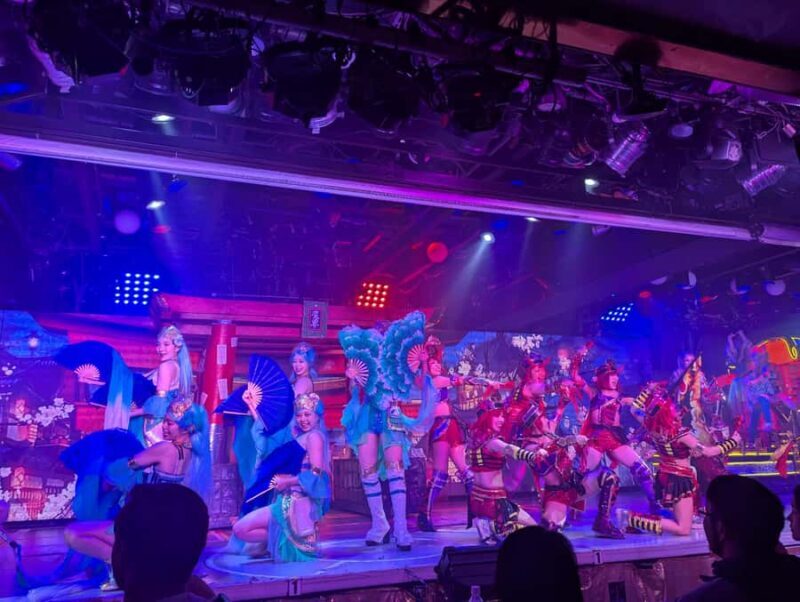 Tokyo: Samurai Restaurant Show with Sukiyaki Bento Box - Practical Details and Tips