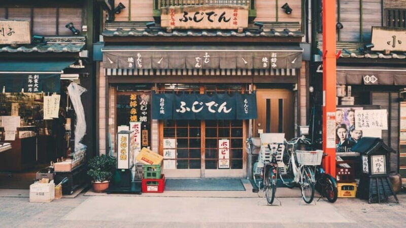 Tokyo Shibuya Walking tour With A Guide - The Value of a Private, Customizable Experience