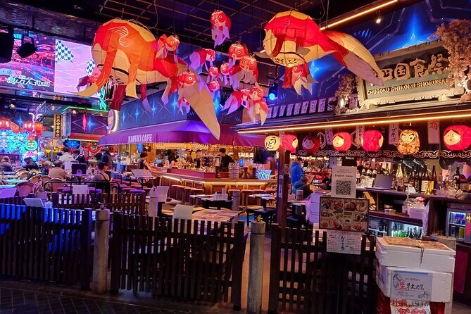 Tokyo Shinjuku at Night - The Value of This Night Tour