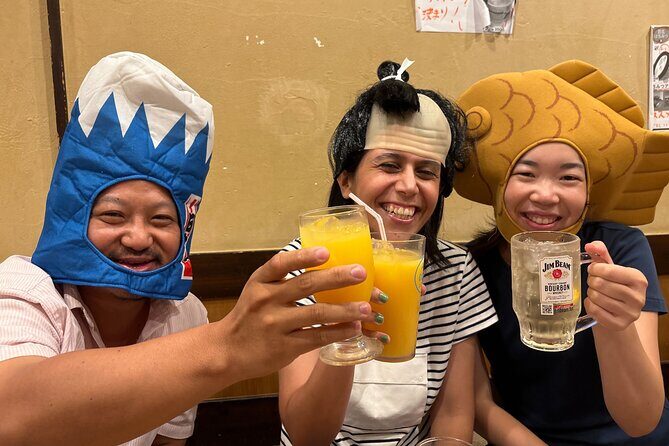 Tokyo Shinjuku Bar Hopping Wagyu , Ramen & 7 Dishes - What the Reviews Say