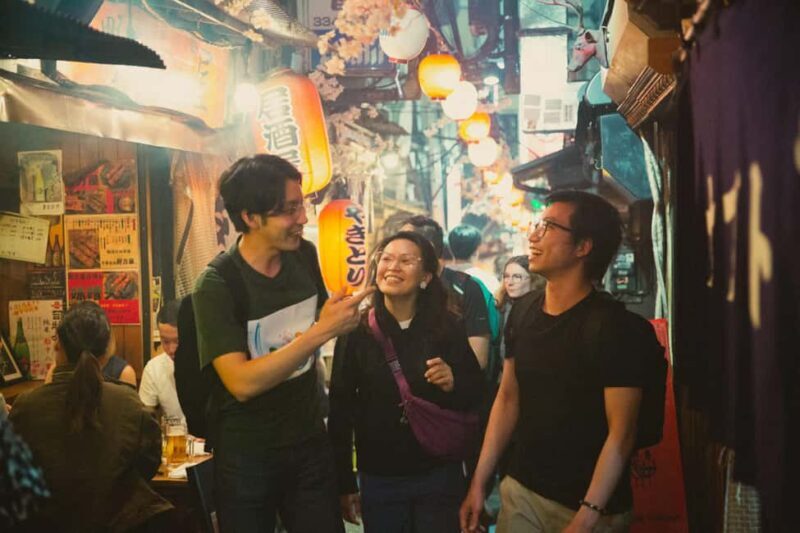 Tokyo: Shinjuku Izakaya and Golden Gai Bar Hopping Tour - What Past Travelers Say
