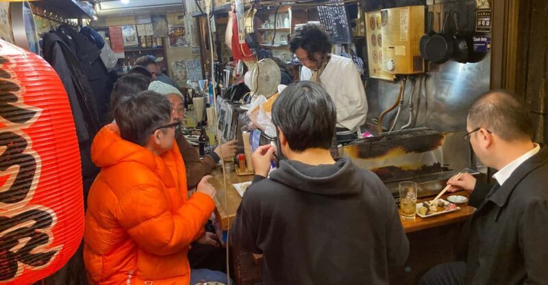 Tokyo Shinjuku Japanese Local Bar Hopping and Food Tour - The Atmosphere of Shinjuku’s Nightlife