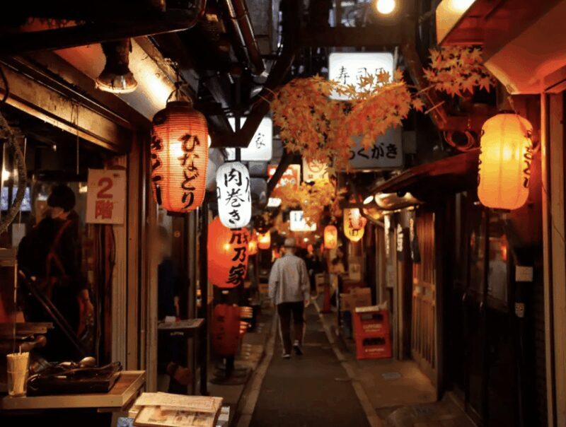 Tokyo: Shinjuku Local Bar and Izakaya Guided Walking Tour - Key Points