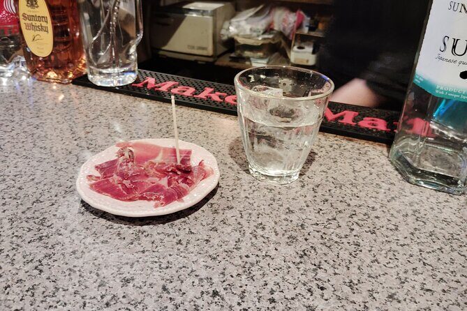 Tokyo: Shinjuku Night Adventure Kabukicho & Golden Local Bar Hop - Authenticity and Traveler Feedback