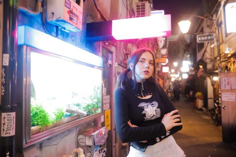Tokyo: Shinjuku Night Photography Tour with Photographer - The Sum Up