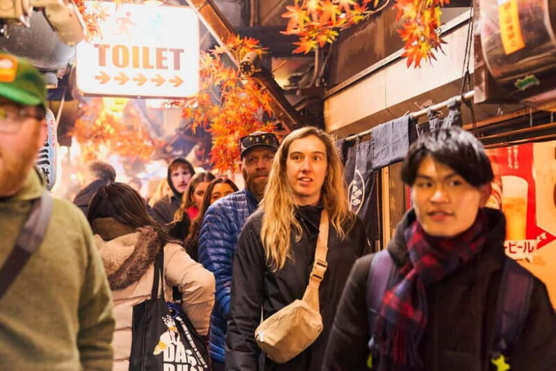 Tokyo: Shinjuku Nightlife & Secret Backstreets Walking Tour - Key Points