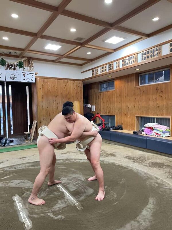 Tokyo: Sumo Wrestling Experience with Former Wrestlers - The Setting and Its Significance