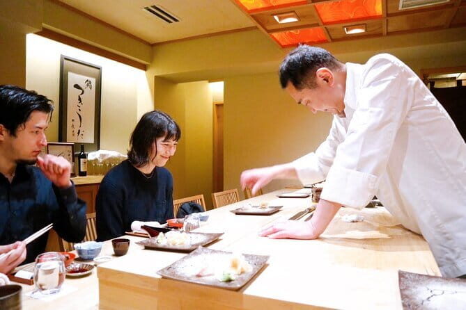 Tokyo Sushi Tour: Explore Sushi Tradition and Dining Etiquette - Key Points