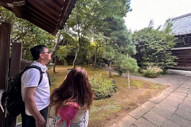 TOKYO: Tailored Gardens Tour with Pro Gardener by E-bike -LIGHT - The Sum Up