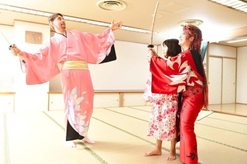 Tokyo: Taishu Engeki Show with Kimono and Sword Lesson - FAQ