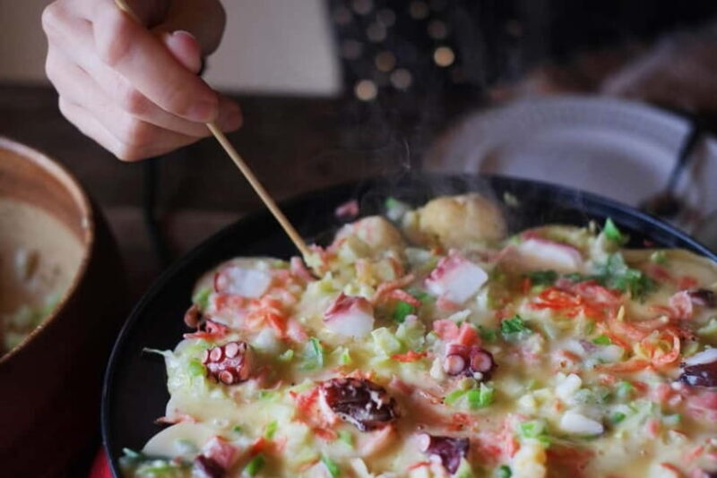 Tokyo: Takoyaki Cooking at Local Home - Key Points