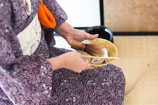 Tokyo: Tea Ceremony Experience in a small tea room - Key Points