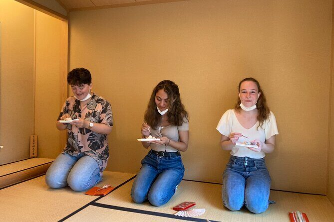 Tokyo: Tea Ceremony Experience in a small tea room - The Sum Up