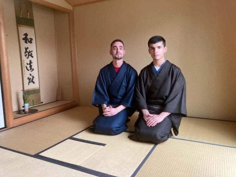 Tokyo: Tea Ceremony Experience in a small tea room - The Authenticity and Guest Experience
