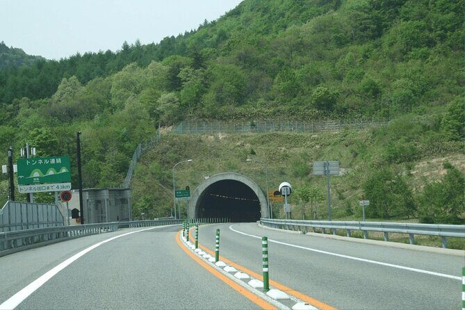 Tokyo To Shirakawa Go Private Luxury Car Transfer - A Comfortable Journey in Style