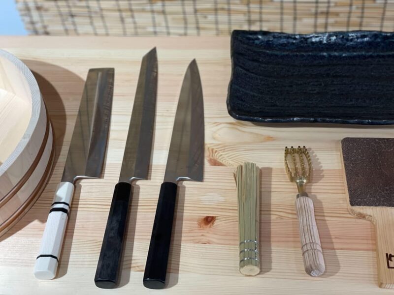 Tokyo: Tsukiji Fish Market Sushi Making Class with Pro Chef - Who Should Consider This Experience