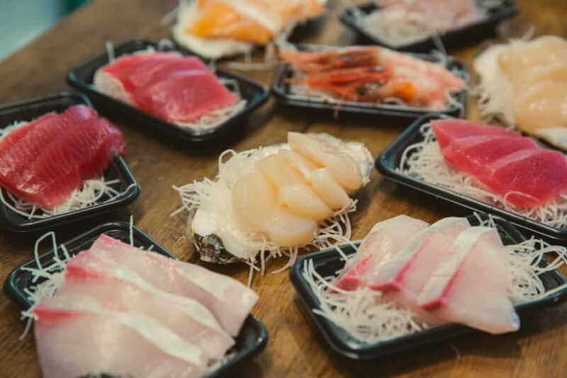 Tokyo : Tsukiji Fish Market Tour with Fresh Sashimi Tasting - Discovering Tsukiji Fish Market: A Practical Review of Japan Wonder Travel’s Guided Tour