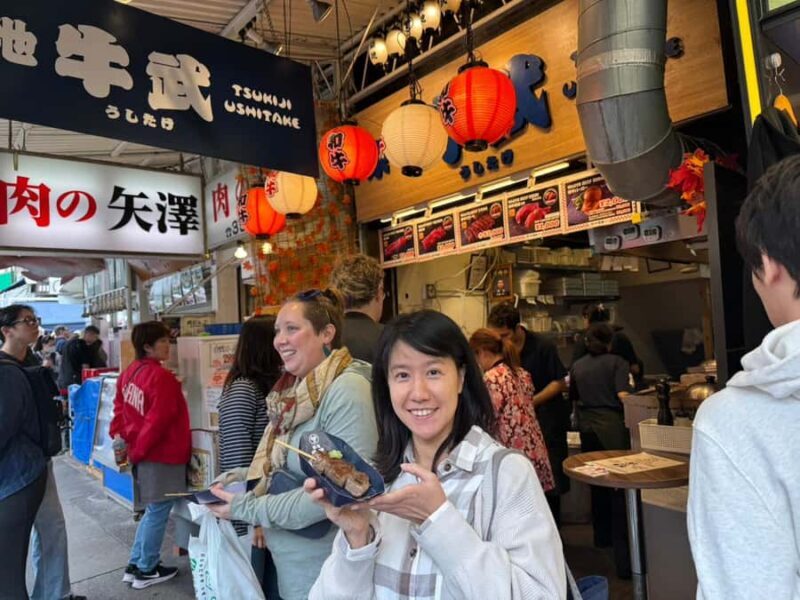 Tokyo: Tsukiji Market Tour with Huge crab Photo by insider - An In-Depth Look at the Tsukiji Market Tour