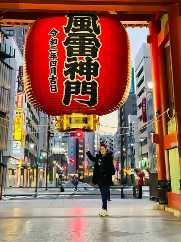 Tokyo: Walking City Highlights Tour with Spanish Guide - Key Points