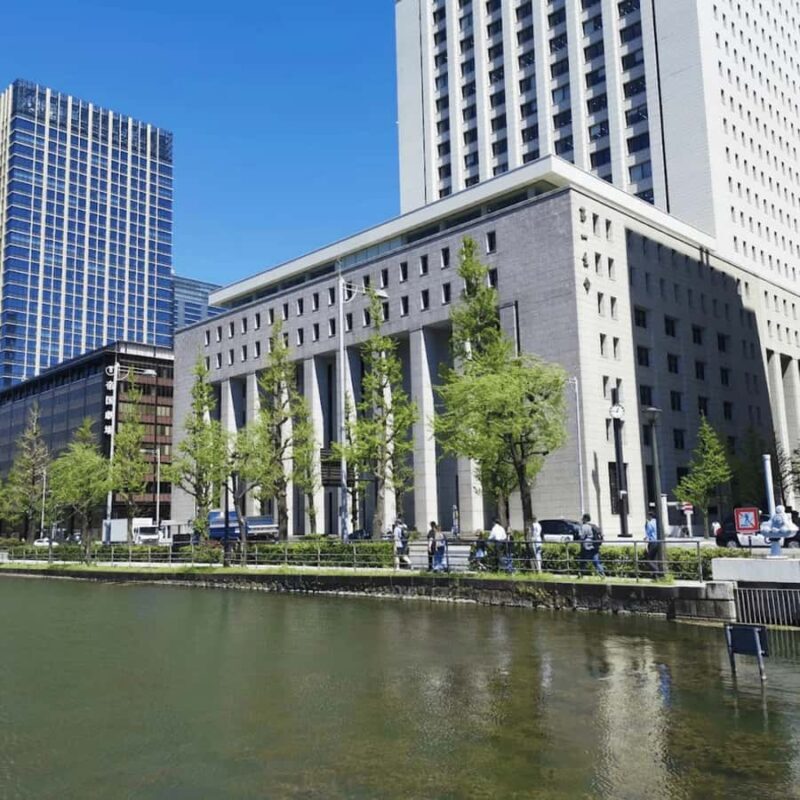 Tokyo WWII: Kamikaze Secrets, Samurai Spirit & Zero Fighter - Key Points