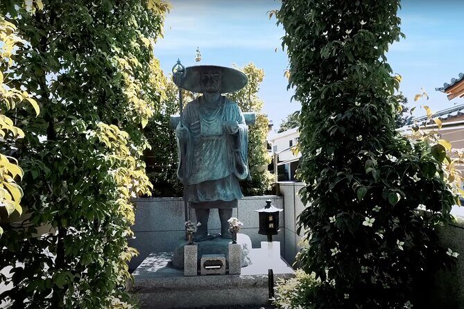 Tokyo: Yanaka, discover the 7 Gods of fortune - Who Should Join?