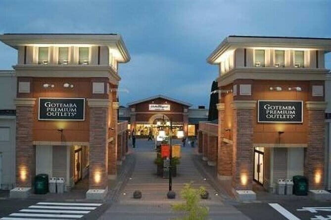 Tokyo: Yokohama Day and Night Tour with English Speaking Driver - Is This Tour Right for You?