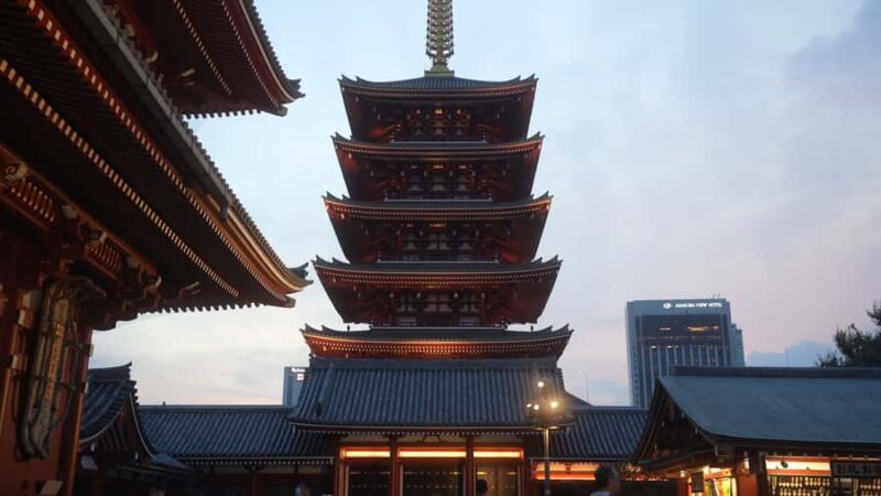 Tokyo:Asakusa Walking Tour with Local guide and Photographer - Authentic Moments and Stunning Views