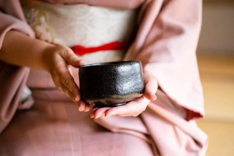Tokyo:Learn from an expert for a real matcha experience - A Closer Look at the Matcha Tea Ceremony Experience in Tokyo