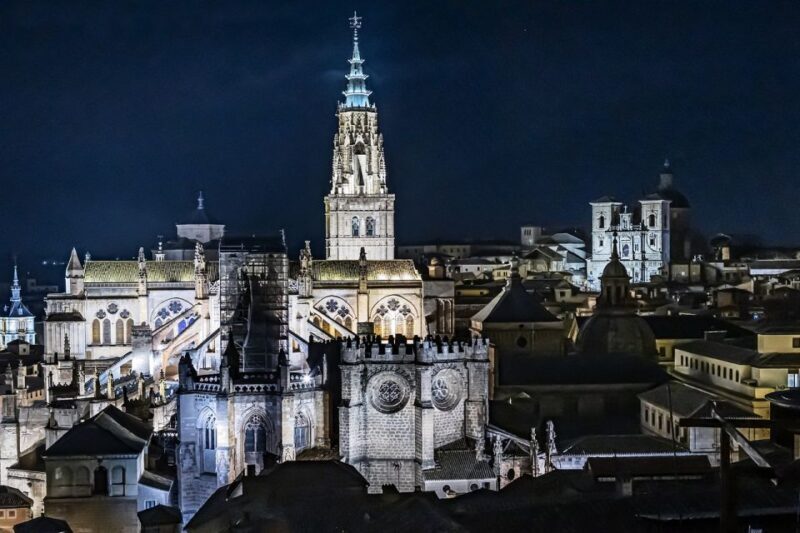Toledo Complete with monuments and Cathedral - The Itinerary: Packed with Highlights and Local Flavor