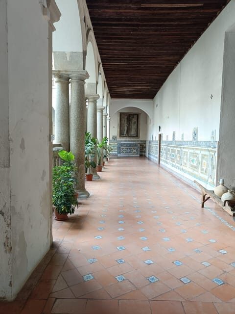 Toledo: Marzipan Convent Route with Tasting and Wine - What Travelers Say