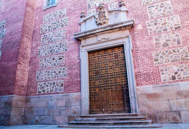 Toledo Private Guided fullday tour from Madrid - Discovering Toledo: An Authentic Day Trip
