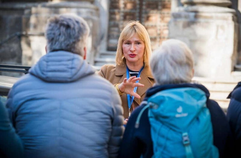 Toledo: Private Guided Tours in English, German or Spanish - Comparing with Similar Experiences