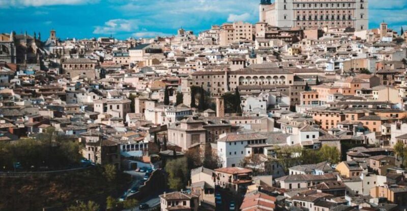 Toledo: Private tour with an official guide - FAQ