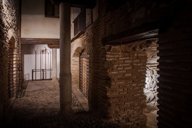 Toledo Underground Tour Visit Thermae and Private Basements - FAQs