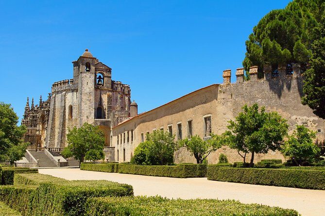 Tomar and Almourol Castle Private Tour from Lisbon - Who Should Consider This Tour?