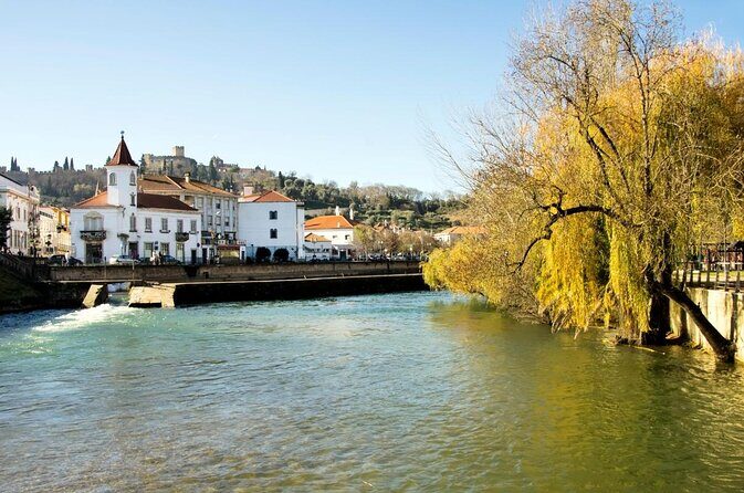 Tomar and Castle of Almourol Private Full-Day Tour from Lisbon - Key Points