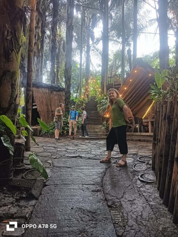 Tomohon: Private Day Trip to North Sulawesi with Lunch - Authenticity and Traveler Feedback