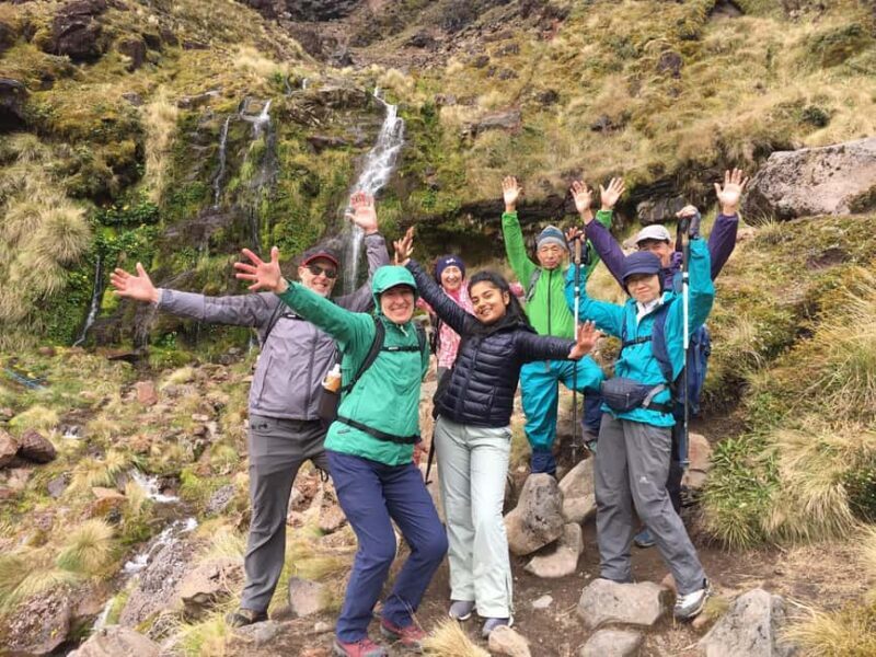 Tongariro Alpine Half Day Guided Group Walk - Detailed Itinerary Breakdown