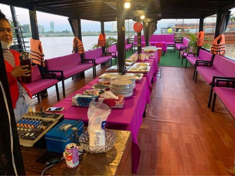 Tonle Sap Cruise & land Tour between Phnom Penh & Siem Reap - The Itinerary in Detail