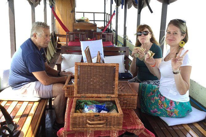 Tonle Sap Lake-Floating Villages-Mangrove Forest - The Mangrove Canoe Ride (Seasonal)