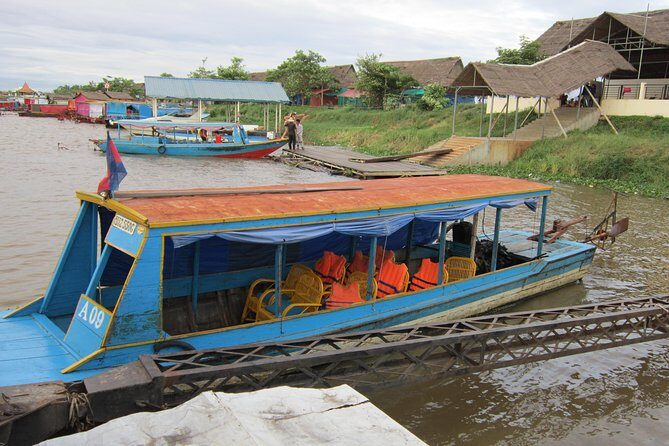Tonle Sap Lake Half day private tour & Artisan craft center in Siem Reap - Key Points