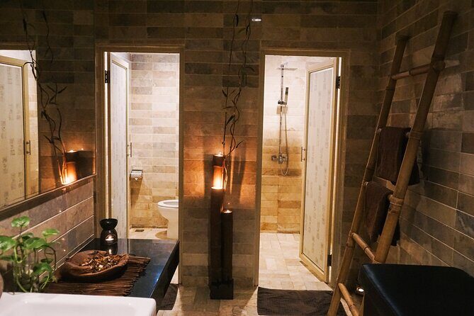 Top 2 Toe Spa Packages in Batam with Lunch - Transportation and Group Size