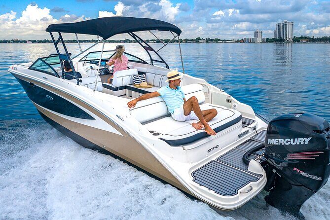 Top-Rated Boat Rental with Captain | 1 to 11 People - The Authentic Experience