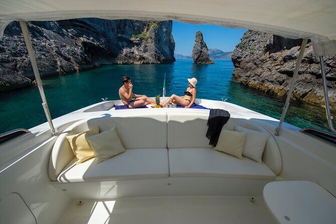 Tornado 44 - GJ - Private Tour on the Amalfi Coast or Capri - FAQ