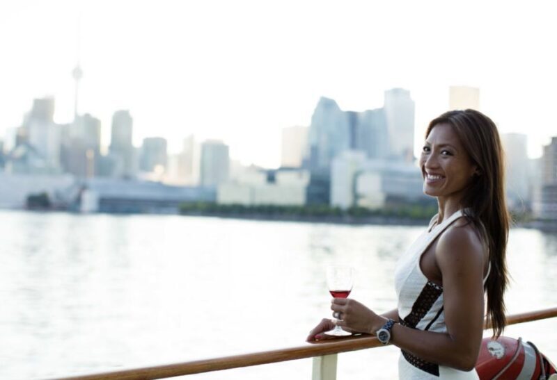 Toronto: City Views Harbor Cruise - Who Will Enjoy This Tour?