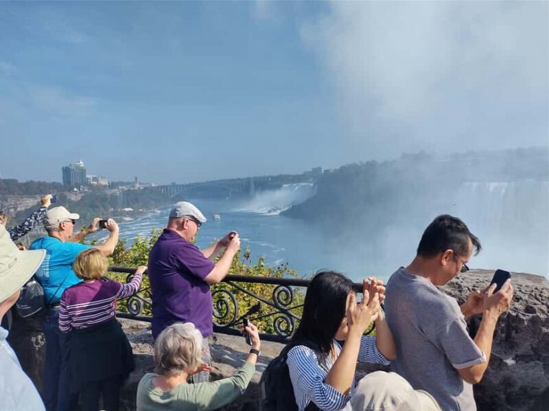 Toronto: Customized Private Trip to Niagara Falls - Key Points